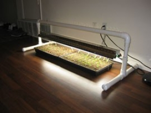 Homemade Grow Light Stand - HomemadeTools.net