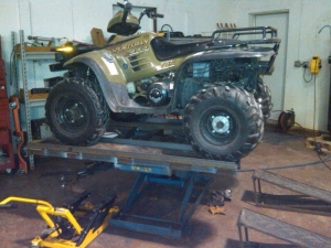 Homemade Lift Table - HomemadeTools.net