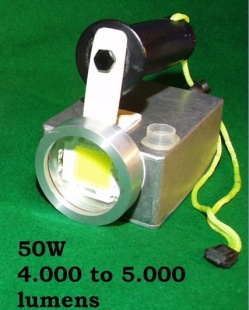 Homemade Diving Flashlight - HomemadeTools.net