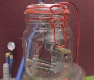 Homemade 12V Vacuum Pump - HomemadeTools.net