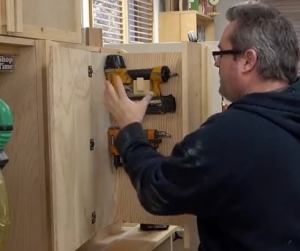 Homemade Vertical Storage Drawer - HomemadeTools.net