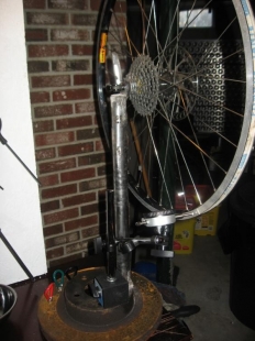 Homemade Bicycle Truing Stand - HomemadeTools.net