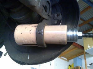 Homemade Ball Joint Replacement Tool - HomemadeTools.net