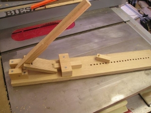 Homemade Pen Assembly Press - HomemadeTools.net