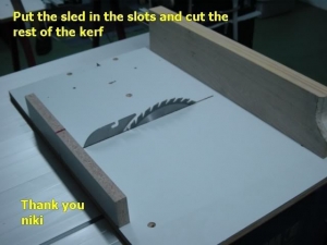 Homemade Crosscut Sled - HomemadeTools.net