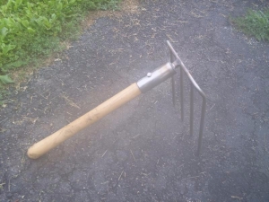 Homemade Clam Rake - HomemadeTools.net