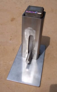 Homemade Trunnion Riveting Jig - HomemadeTools.net
