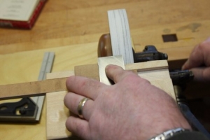 Homemade Grinding Wheel and Rest - HomemadeTools.net