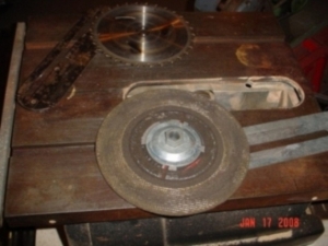 Homemade Table Saw to Disc Grinder - HomemadeTools.net