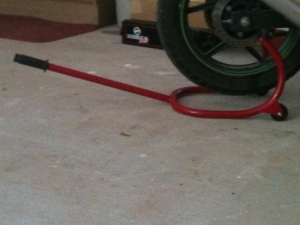 Homemade Motorcycle Stand - HomemadeTools.net