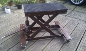 Homemade Motorcycle Stand - HomemadeTools.net