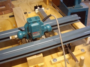 Homemade Guitar Routing Setup - HomemadeTools.net