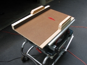 Homemade Cross-Cut Sled - HomemadeTools.net