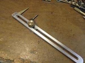 Homemade Caliper and Scribe - HomemadeTools.net
