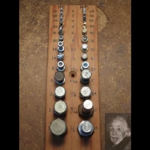Homemade Thread Checker Board - HomemadeTools.net