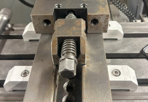 Homemade Vise Hold Down Clamps - HomemadeTools.net