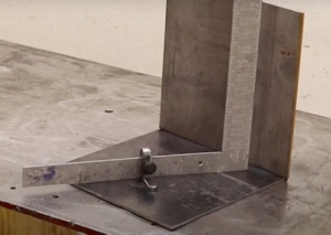 Homemade Framing Square Stand - HomemadeTools.net